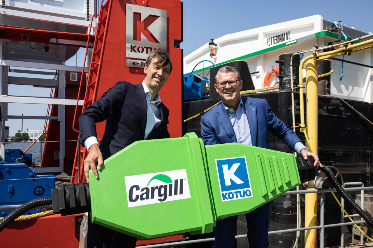 Cargill en Kotug lanceren de eerste zero-emissie elektrische duwboot en ...